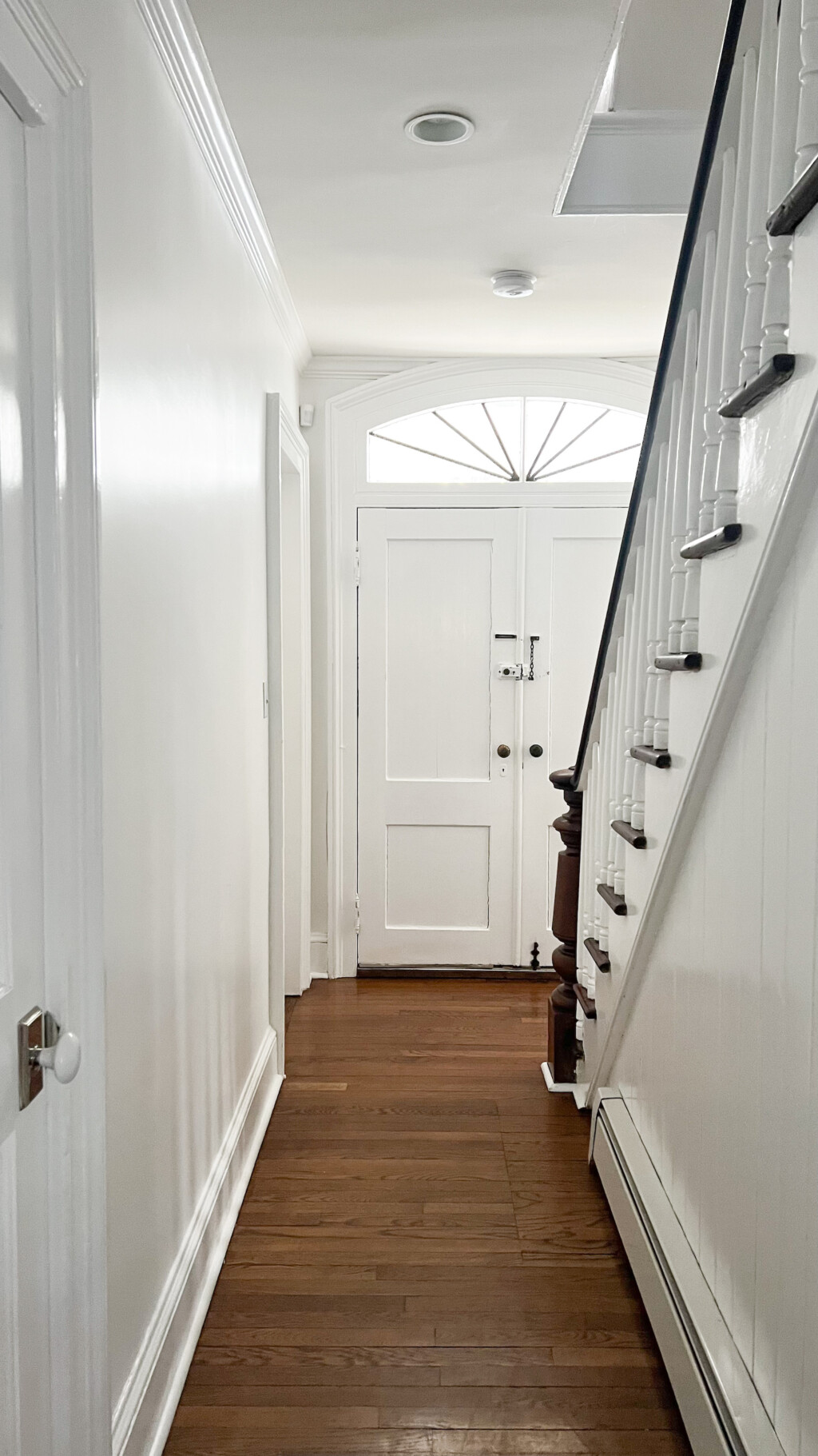 HALLWAY AND STAIRWELL TRIM BEFORE & AFTER + COSTS | Design Darling